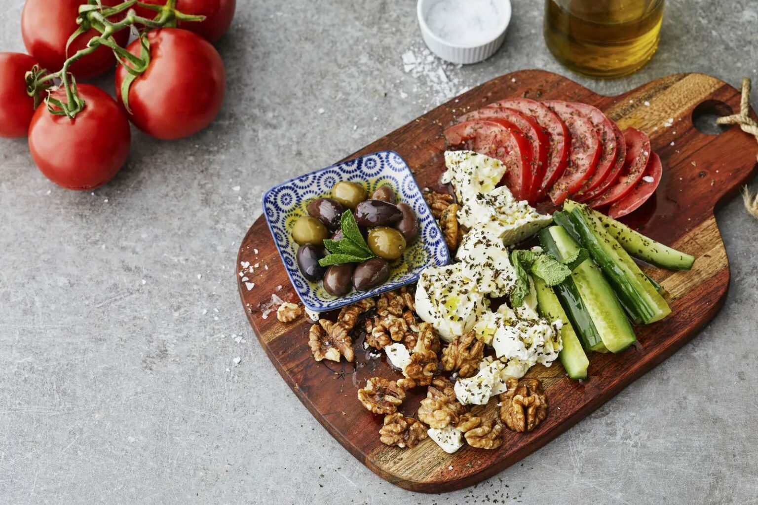 Low carb Vegetarian Mediterranean Breakfast Plate Rushcutters Health Low carb Vegetarian Mediterranean Breakfast Plate Rushcutters Health